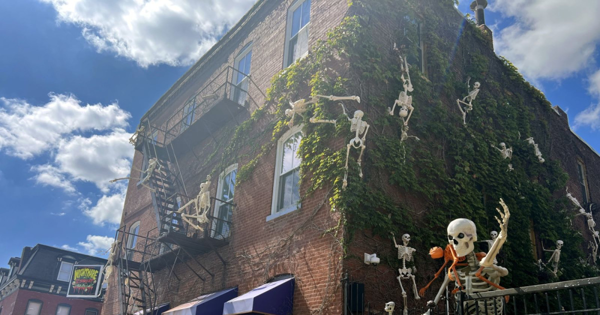 Eat Crow - Nightmare On 12 Street in St. Louis at Eat Crow