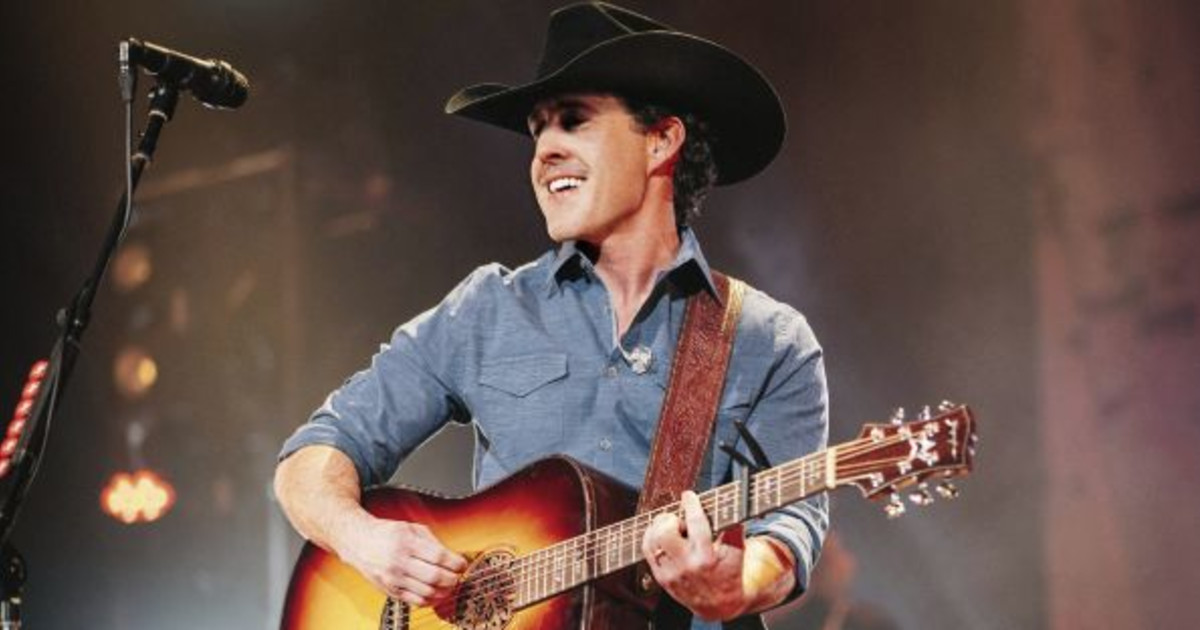 Aaron Watson in Lawrence at The Granada