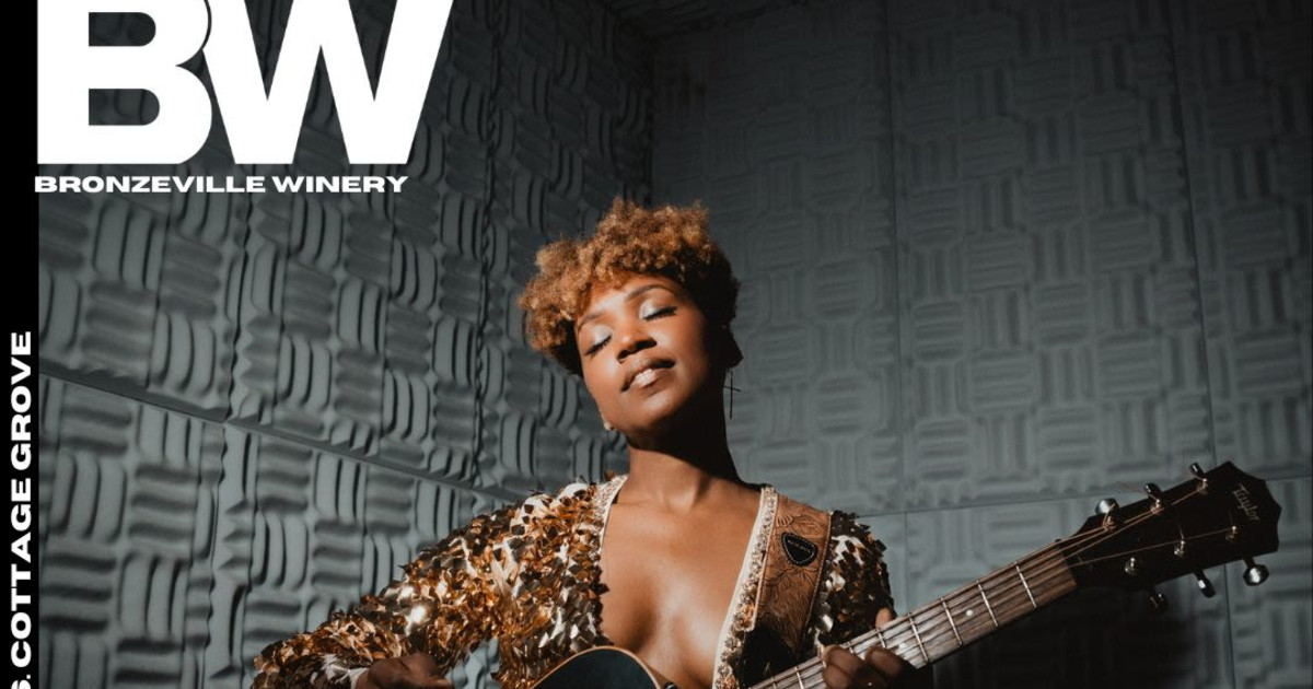 Sunday Night Live at Bronzeville Winery feat. Nashon Holloway in