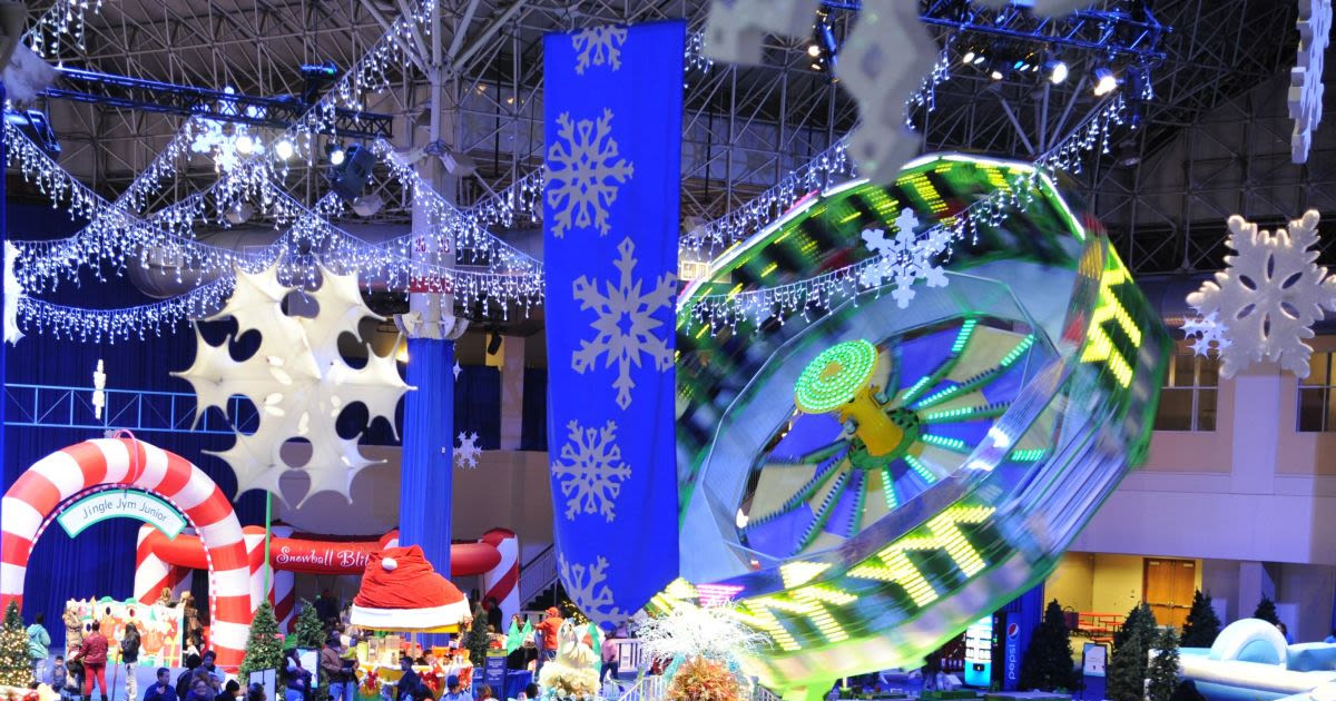 Winter WonderFest in Chicago at Navy Pier