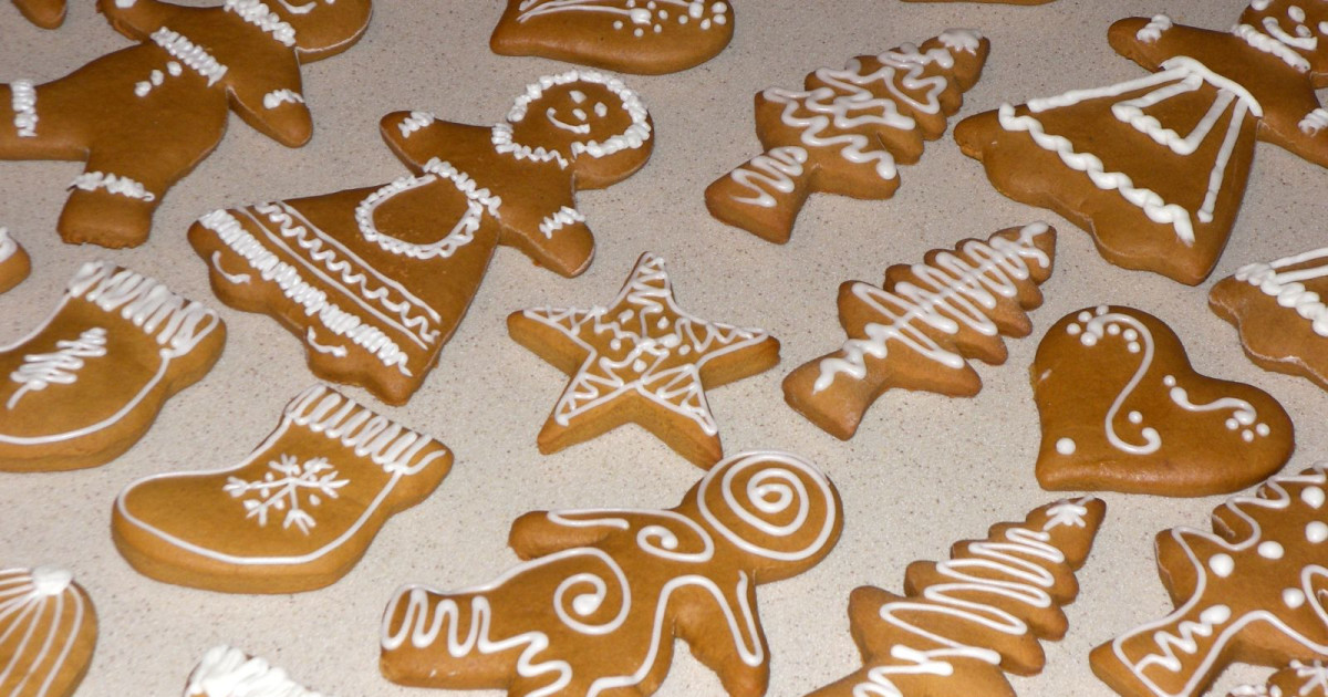 Gingerbread Cookie Decorating w/ Chef Angela Carlucci in New