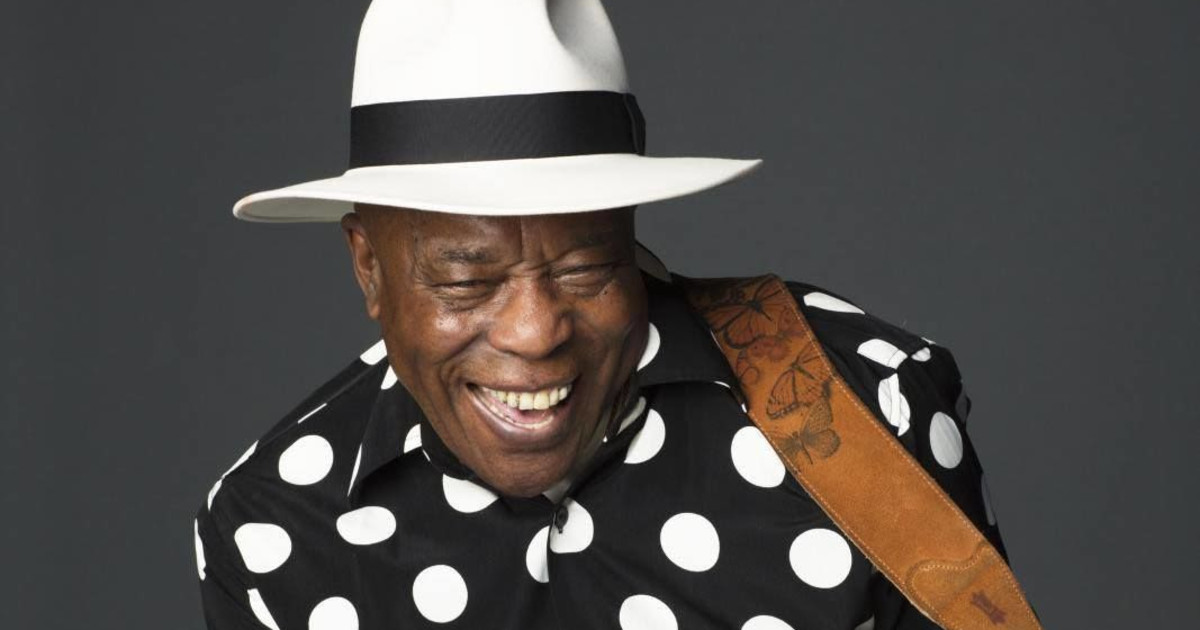 Buddy Guy w/ Nicholas Alexander in Chicago at Buddy Guy's Legends