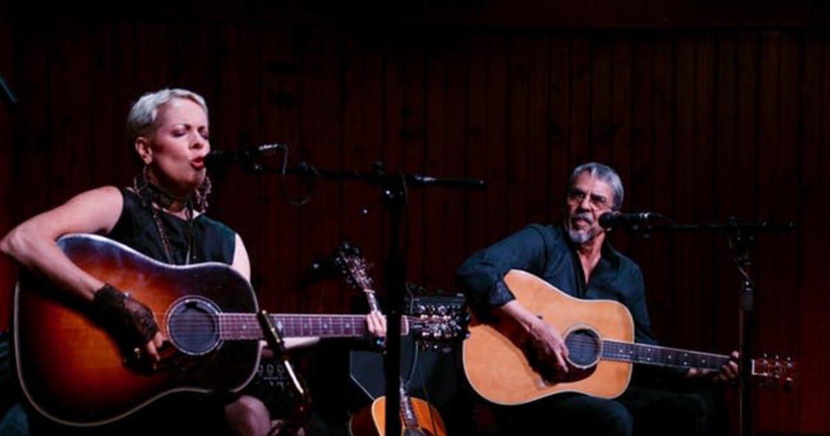 Bobby Whitlock & Coco Carmel in Austin at The Saxon Pub