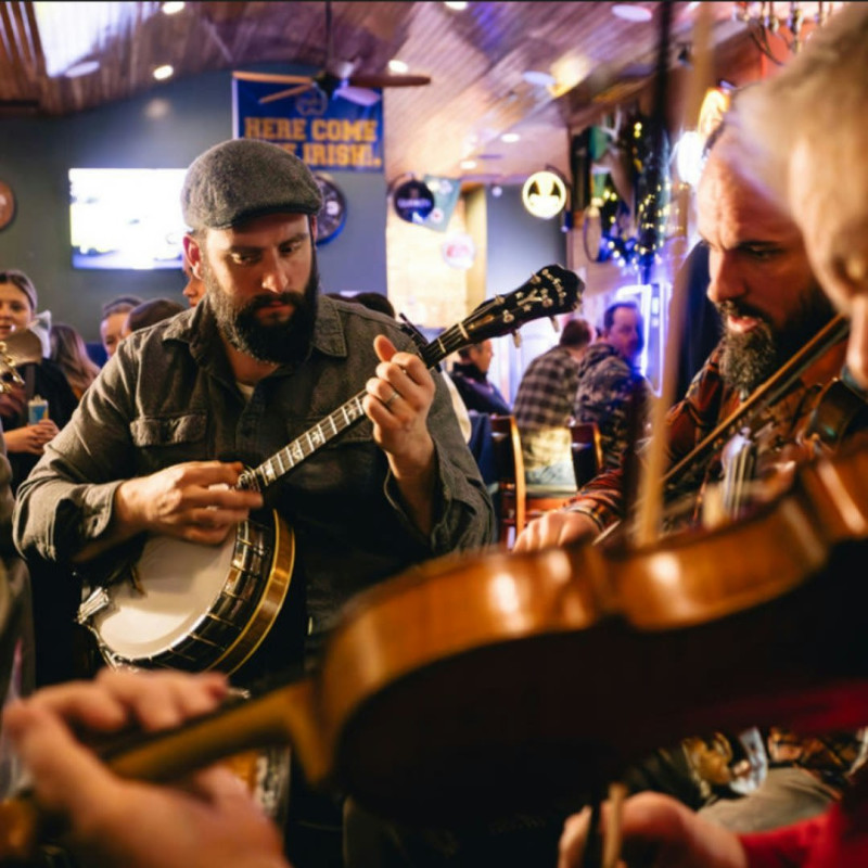 Irish Sessions in Forest Park at Robert's Westside