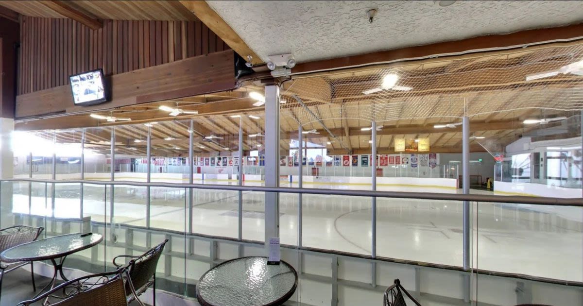 Where to Go Ice Skating in Los Angeles