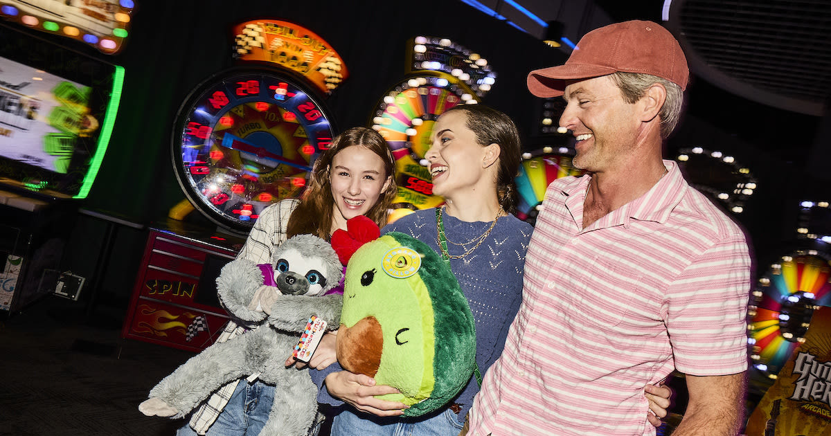 AEW Worlds End in Blackwood at Dave & Buster's - Gloucester