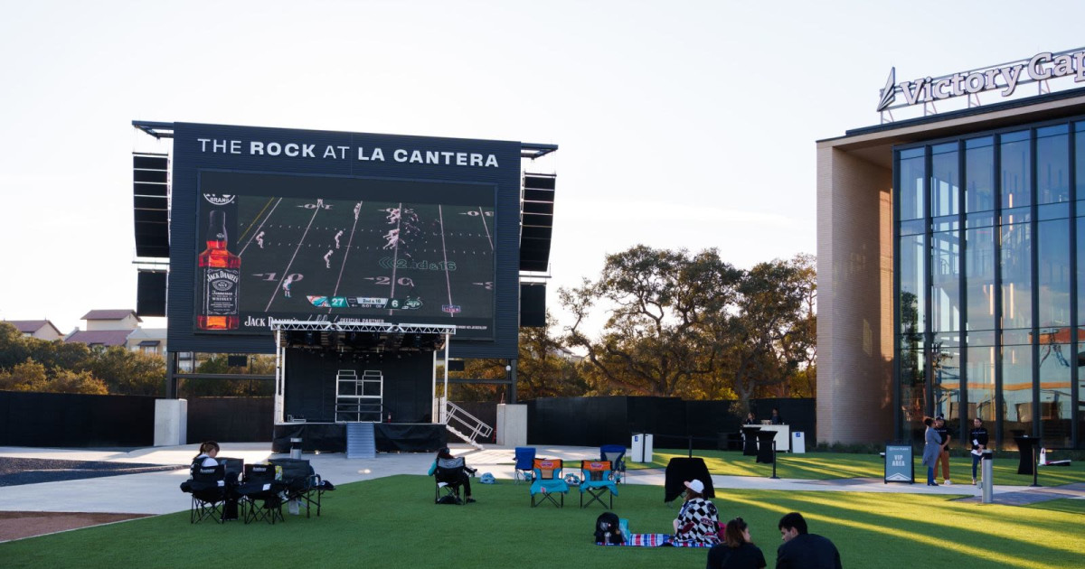 Game On at The Rock | Spurs vs Timberwolves in San Antonio at The