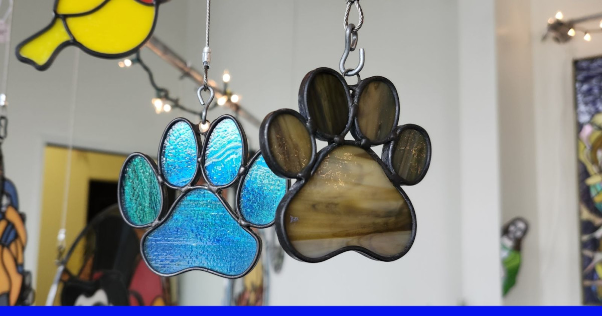 Stained Glass Pet Paws workshop hosted by Deke Cameron in Bee cave