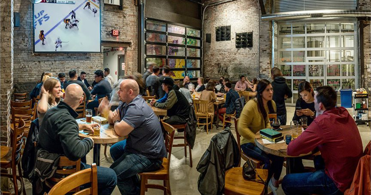 Paint and Sip – Winter Themed Fishtown in Philadelphia at Evil