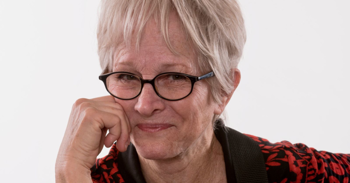 Tracy Newman opens for Tongue-in-Creek at McCabe's in Santa