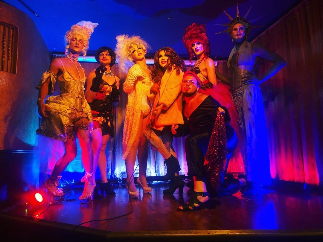 How To Do Drag in The Bay