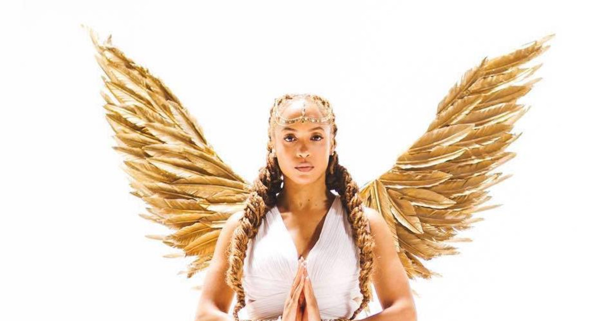 Sa-Roc in Santa Cruz at The Blue Lagoon