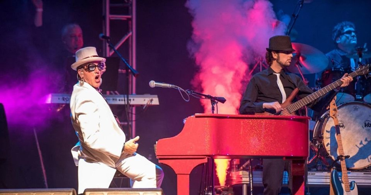 Elton Dan, Robb Stewart in Kansas City at Voodoo Lounge