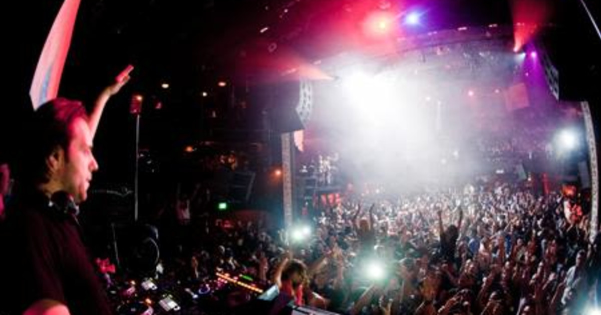 Time Machine: 90s – 2000s Throwback Dance Party in Hollywood at