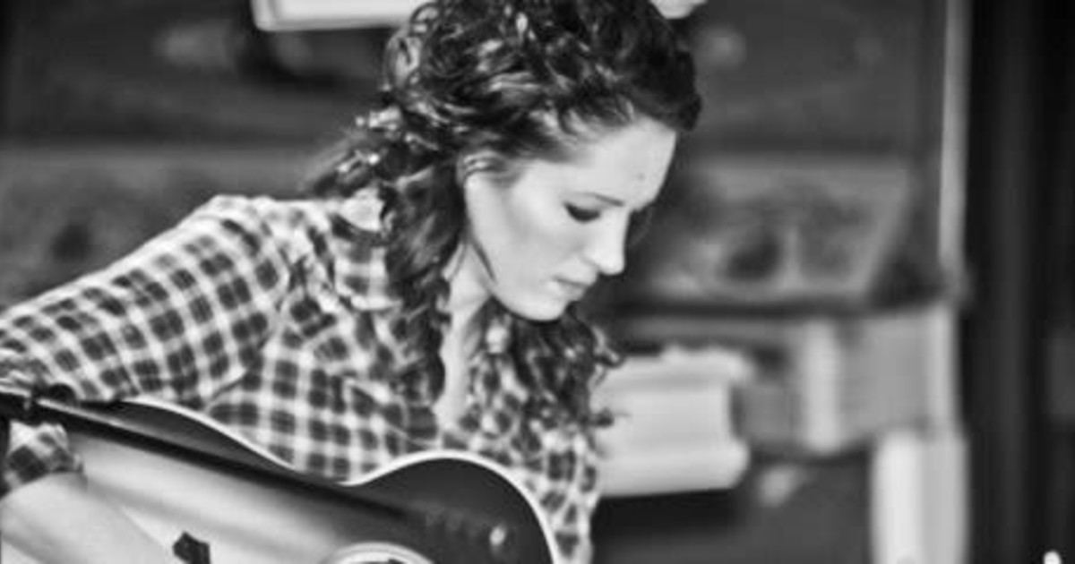 In The Round with Karla Davis and Friends in Nashville at The