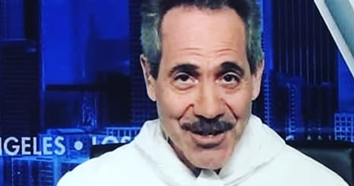 Festivus w actor Larry Thomas Soup Nazi & Wally The Goat in Lisle at