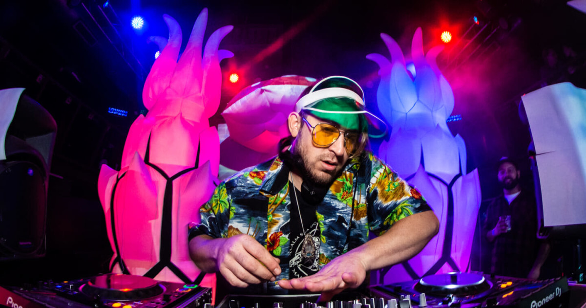 Acid Rain: New Year's Rave-o-lution in San Francisco at DNA