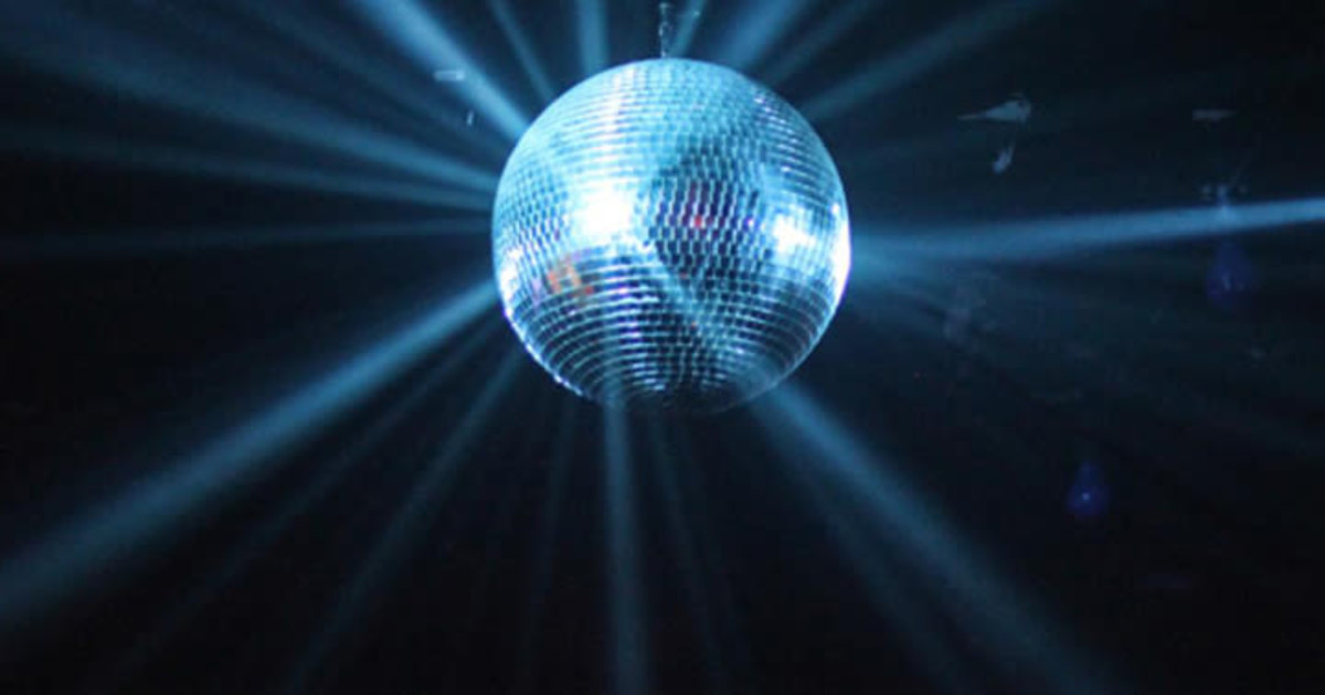 New Years Eve with DJ Dave Roberts in Chicago at Late Bar