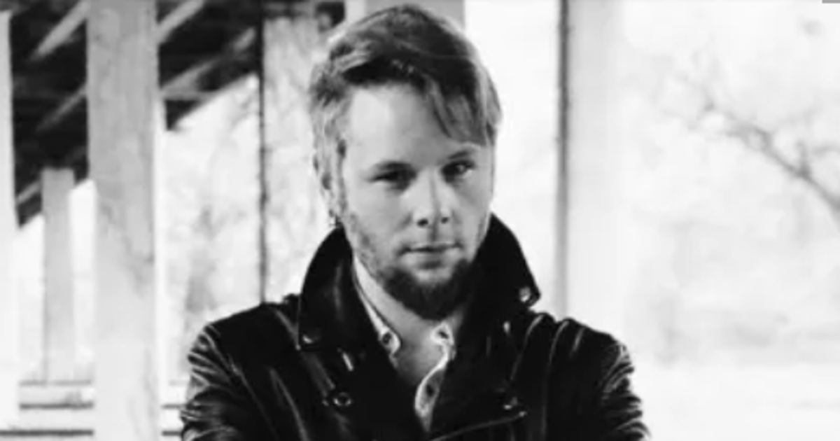 Andy MacINtyre in Austin at One 2 One Bar (CLOSED)