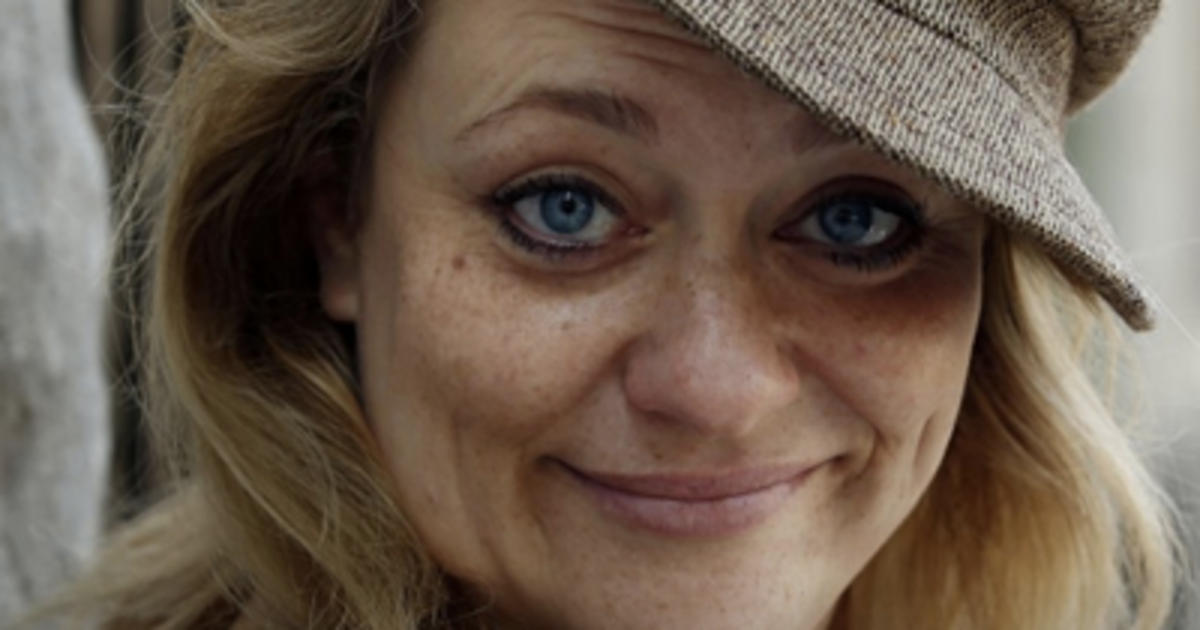 Kristen Toomey in Chicago at Zanies Comedy Club