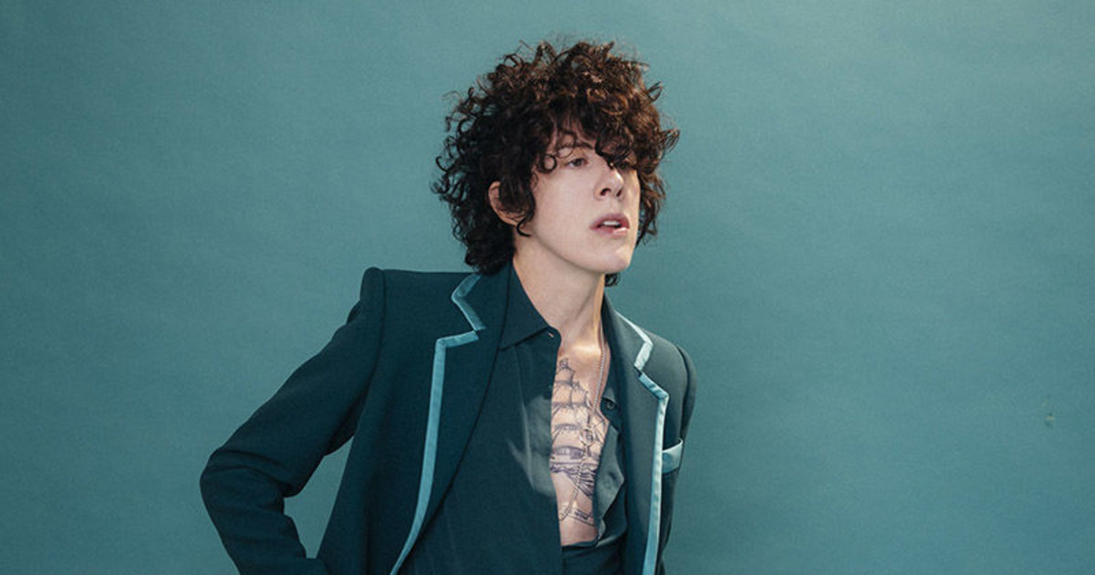 Lp in Seattle at Paramount Theatre