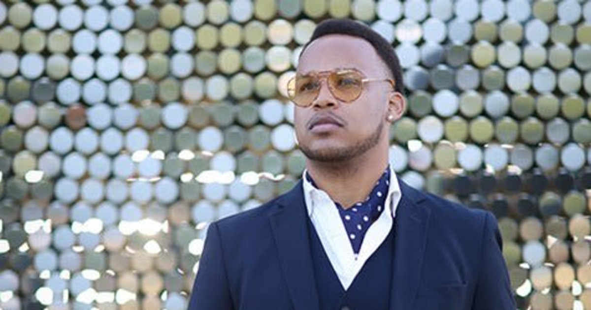 At The Market: Valentine's Day with Nic Jackson in Los Angeles at