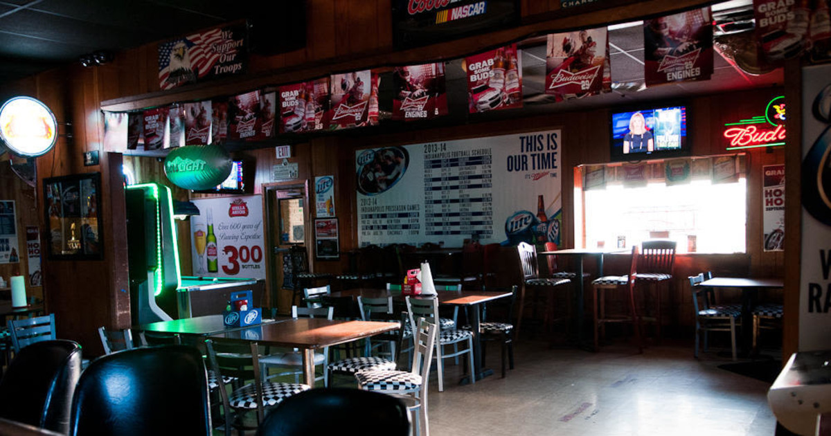 checkered flag tavern