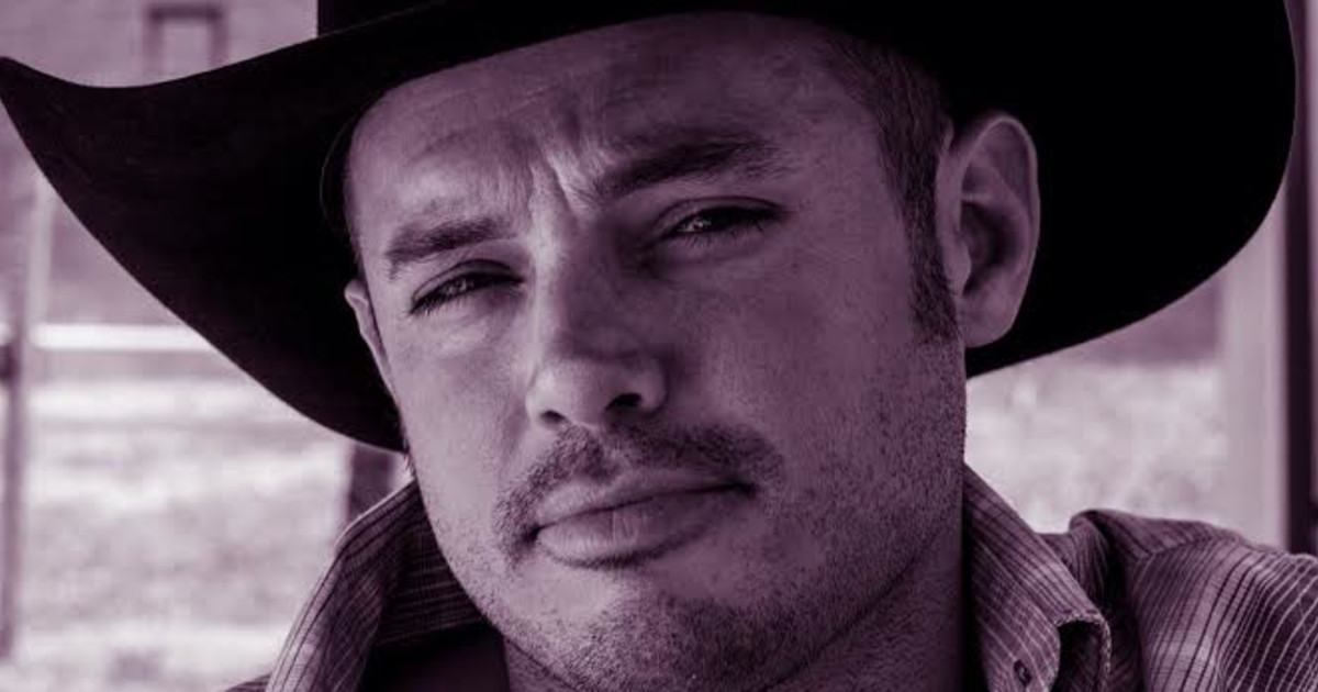 Kyle Mercer in Nashville at Puckett's Grocery - Downtown