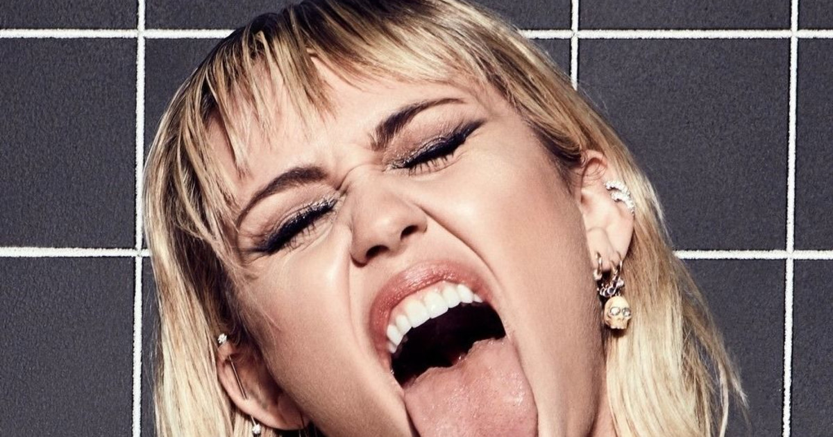 Miley Cyrus: Bright Minded in The Bay Area at #DoStuffAtHome