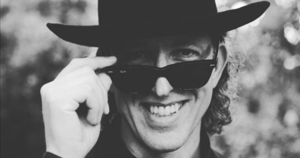 Matt Hubbard's "Grandpa's Piano" Livestream in Austin at Online