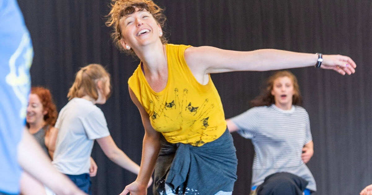 Beginner Modern with Meghann Wilkinson in Chicago at