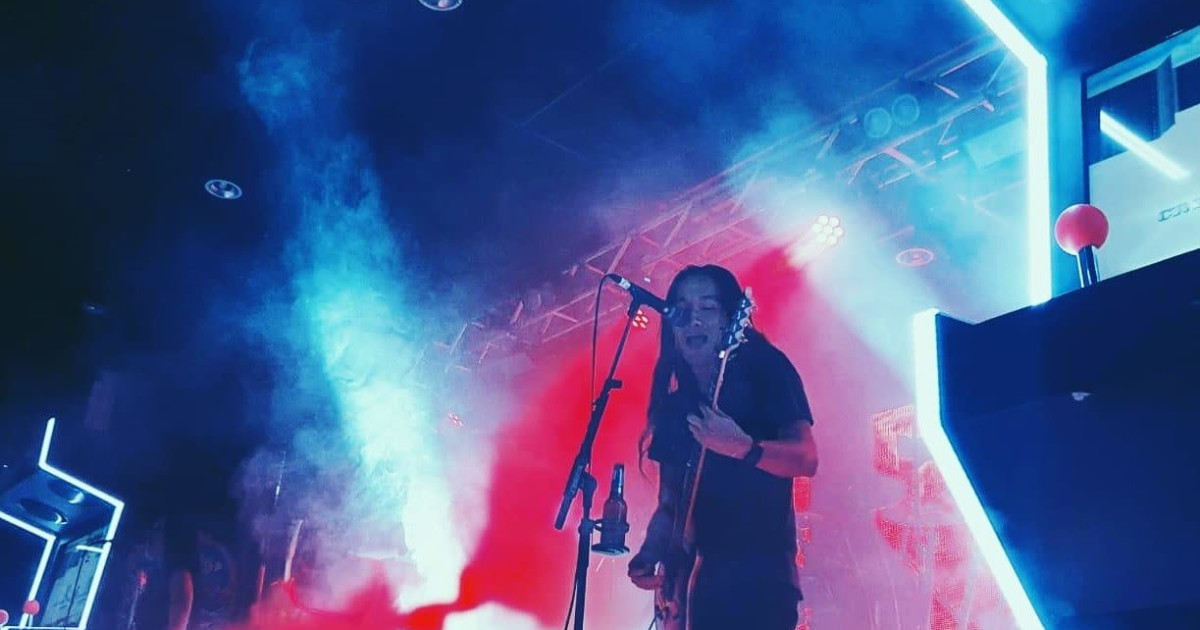 Herman Li of Dragonforce Livestream in Nashville at