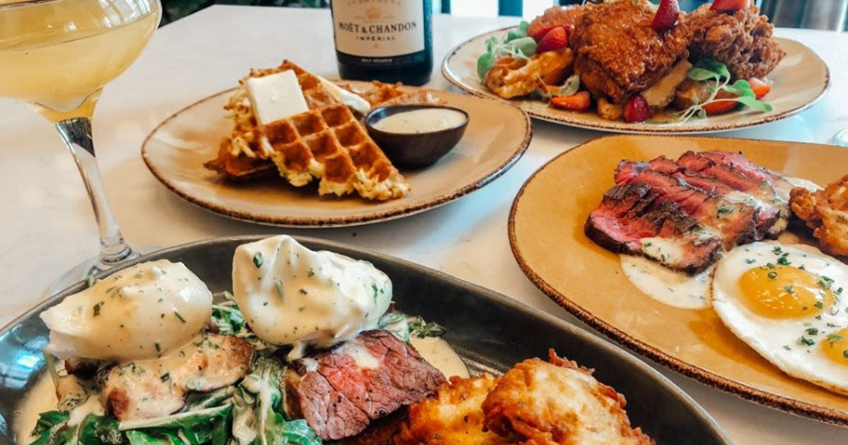 Bottomless Brunch At Hubbard Inn in Chicago at Hubbard Inn