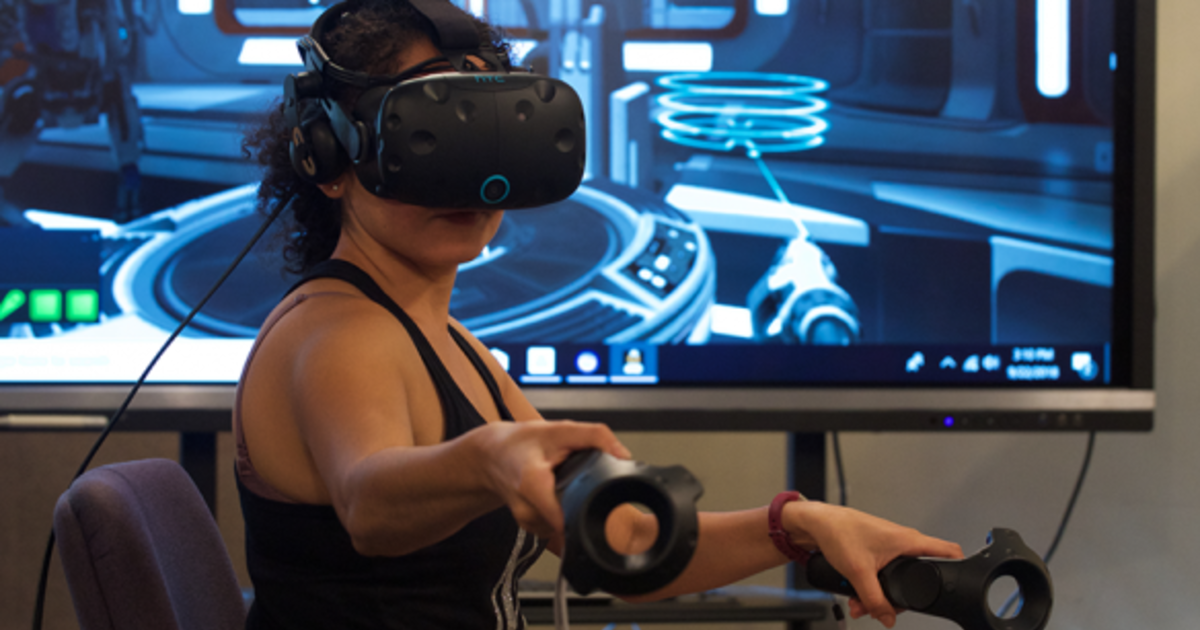 TEENtastic Tuesday: Virtual Reality & Social Justice in Santa