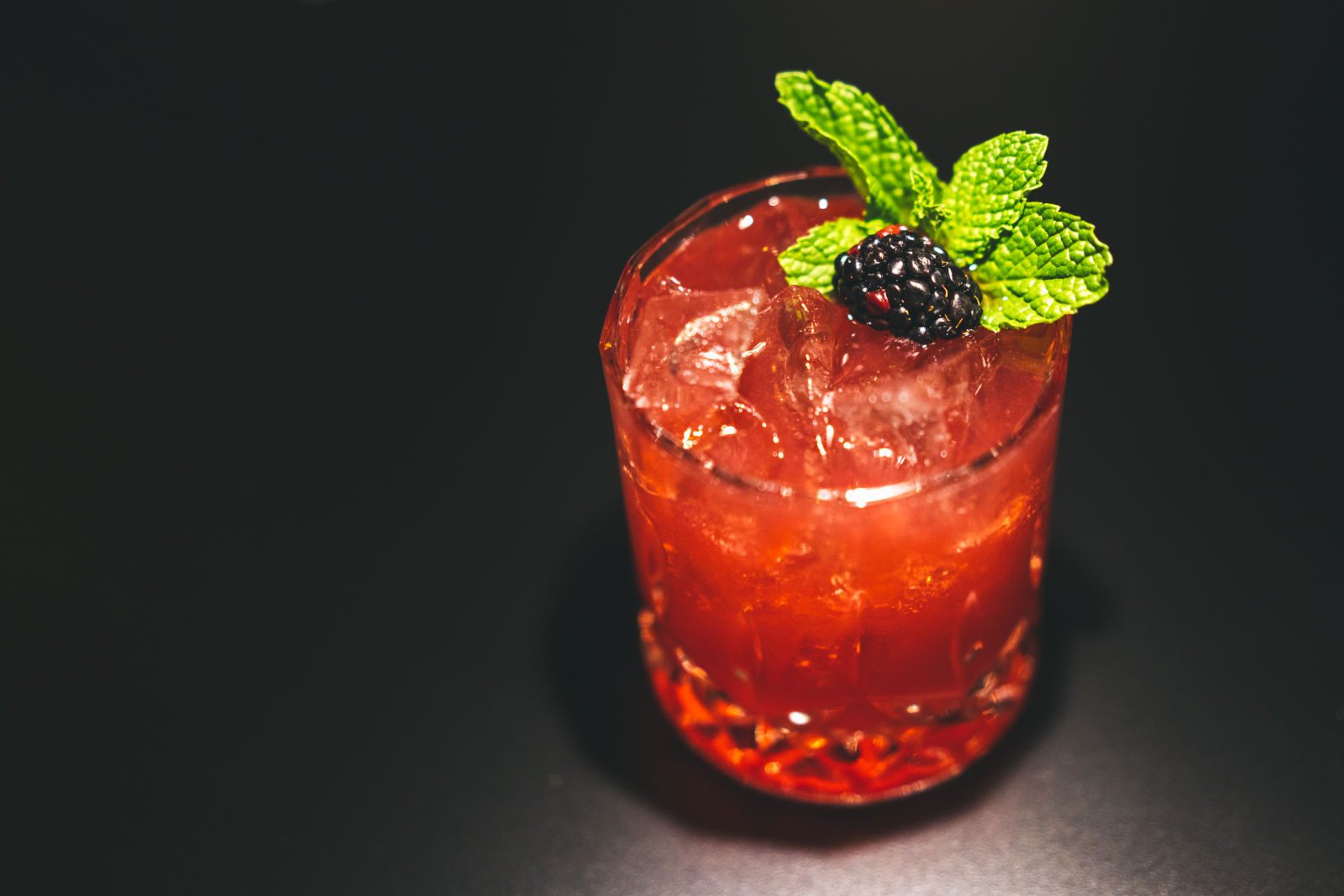 The New Hipstirs Lounge Craft Cocktails Pizza