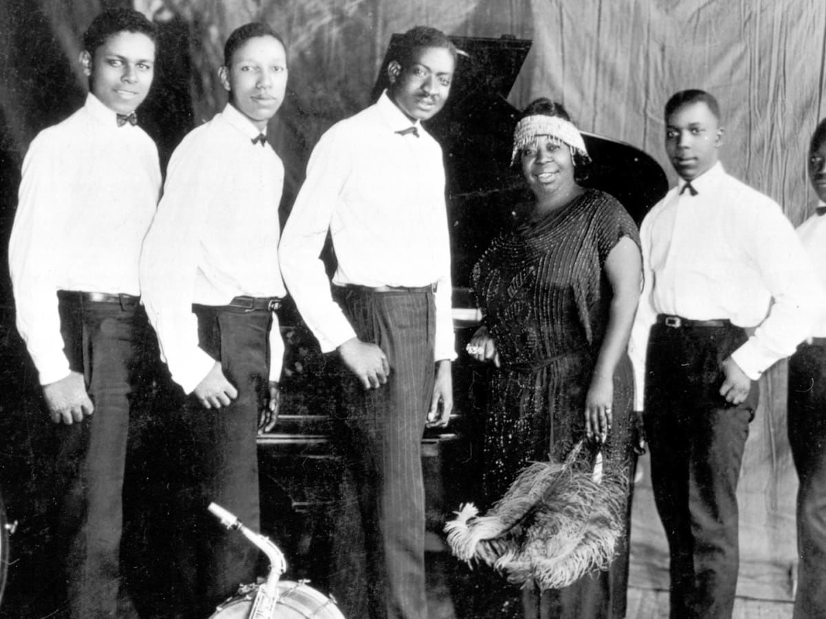 Queer Black History: People, Moments, and How t...