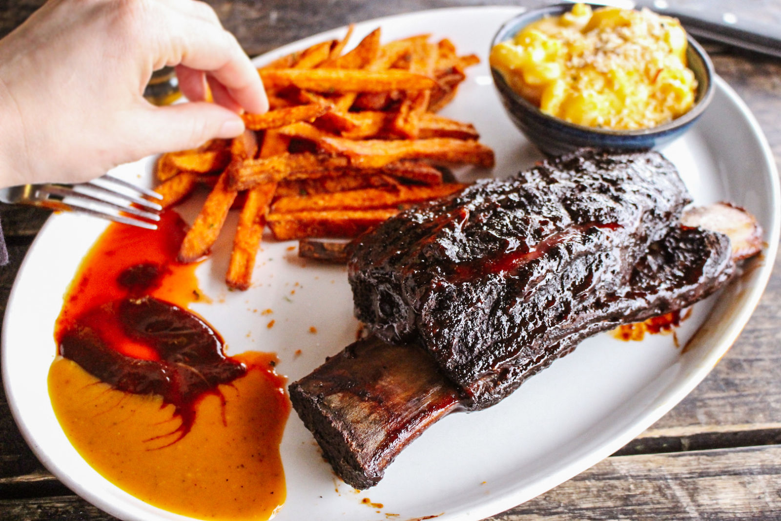 Gus's BBQ $100 Gift Card + BBQ Bundle Giveaway in South Pasadena at