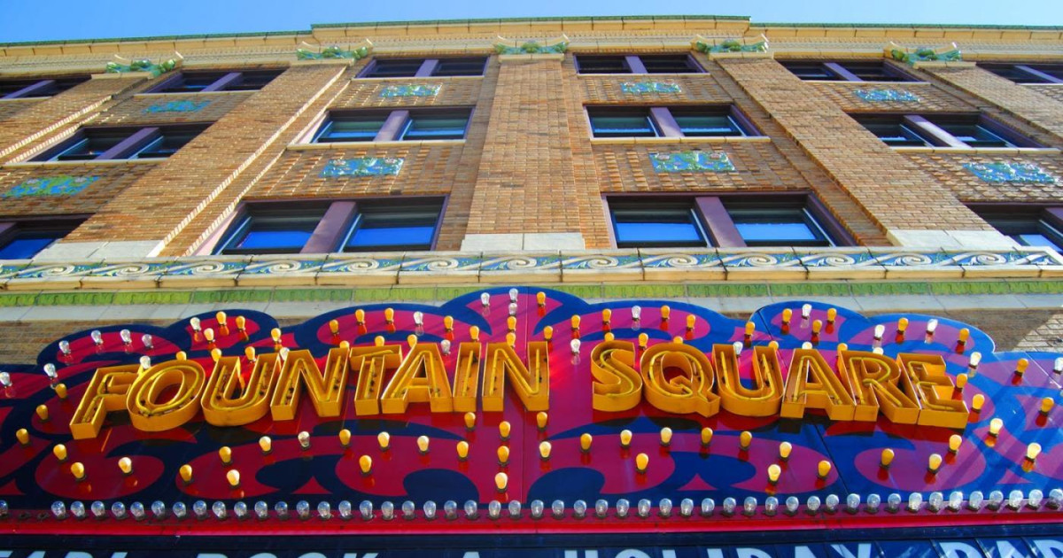 Friday Night Swing Dance in Indianapolis at Fountain Square