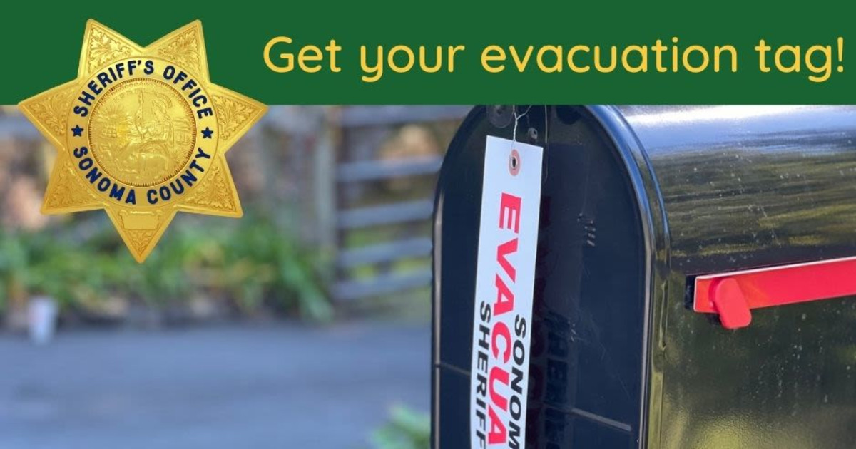 Evacuation Tag Distribution Day #3, Día #3 De La Distribución De