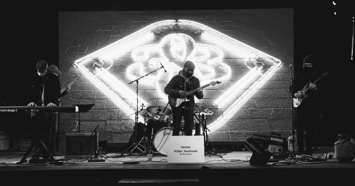Dan Hochman w/ Taylor Tuke, Ryan Wagner, Adam Burkett and Jules