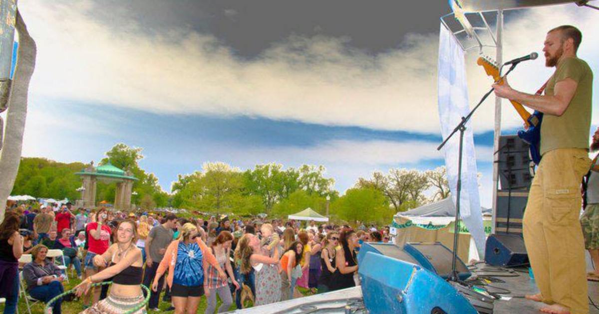 Aaron Kamm and The One Drops in Nashville at BentoLiving Chestnut