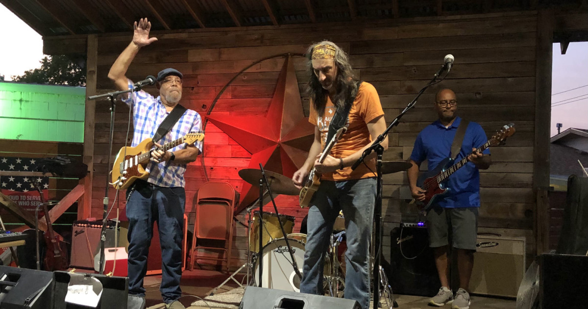 Friday Night Blues, Brews, & BBQ with The Larry Harris Band in