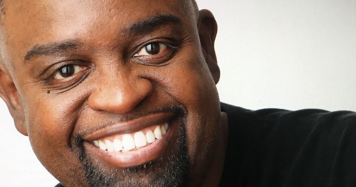 Robert Hines in Austin at The Creek and the Cave