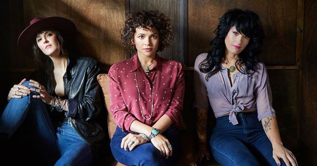 Puss N Boots • Catherine Popper • Norah Jones • Sasha Dobson in Puss N Boots • Catherine Popper • Norah Jones • Sasha Dobson in